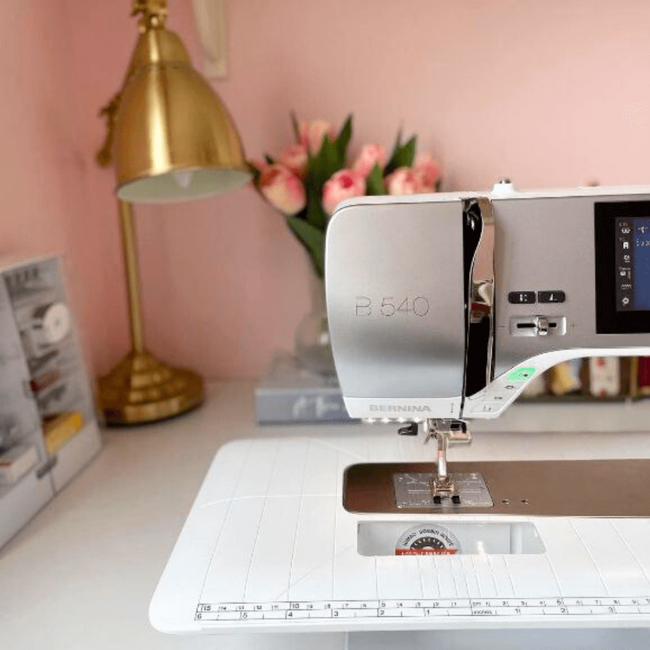 The Bernina Sewing Machine complet guide for Beginners